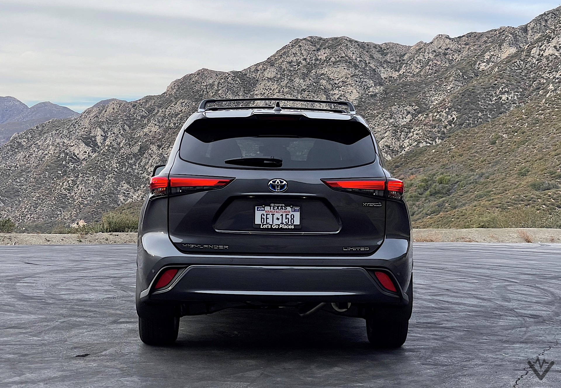 2021 Toyota Highlander Hybrid review: The original 3-row hybrid ...