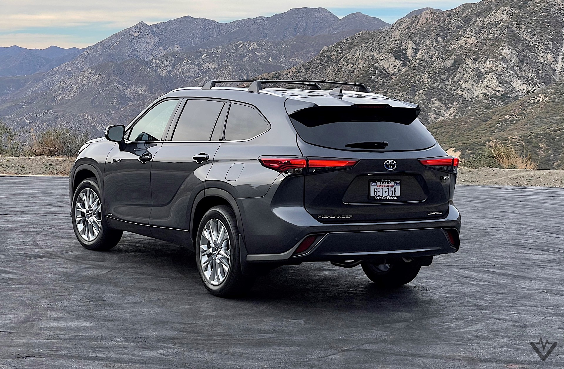 2021 Toyota Highlander Hybrid review: The original 3-row hybrid ...