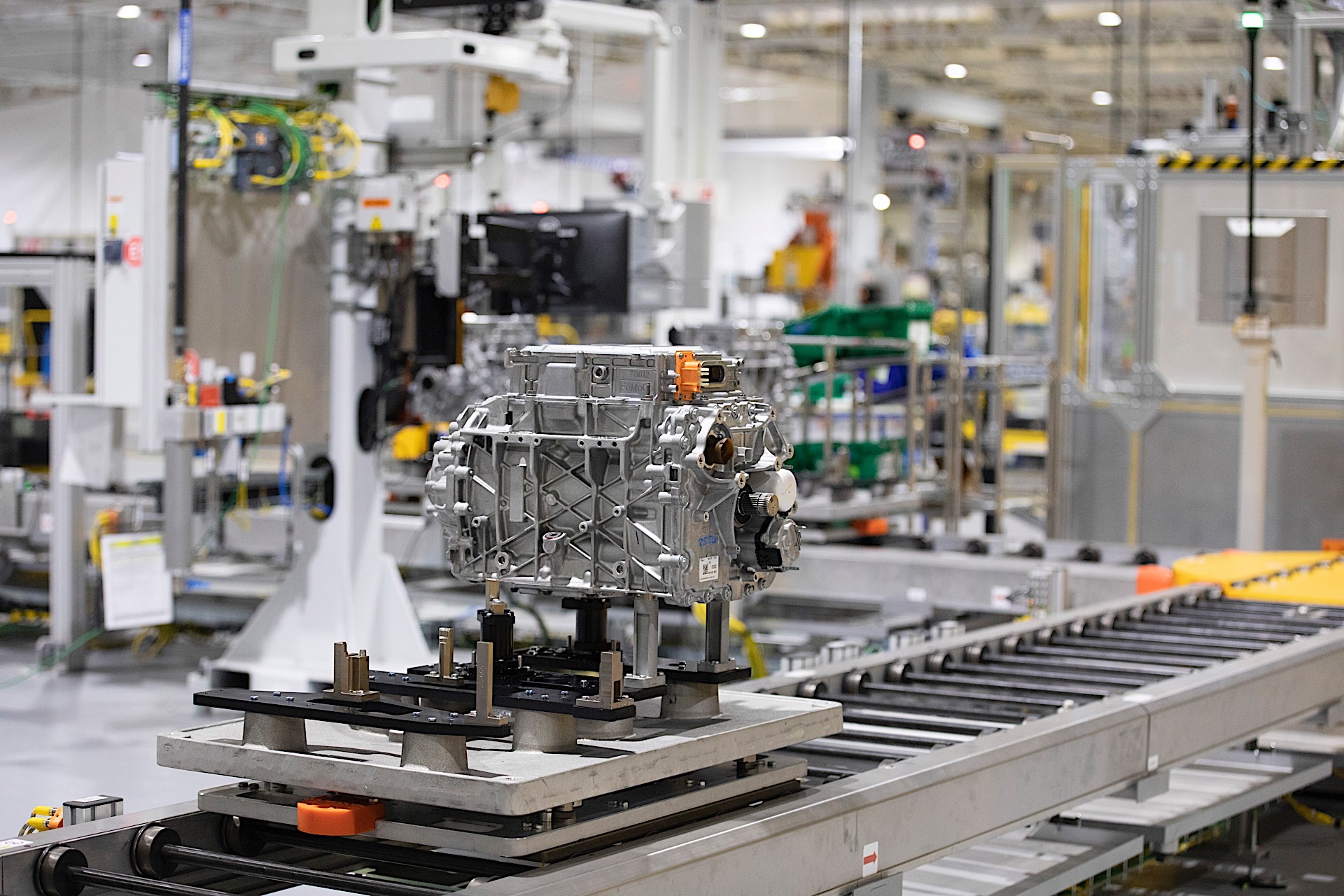 Ford rolls out preproduction F-150 Lightning, invests another $250 ...