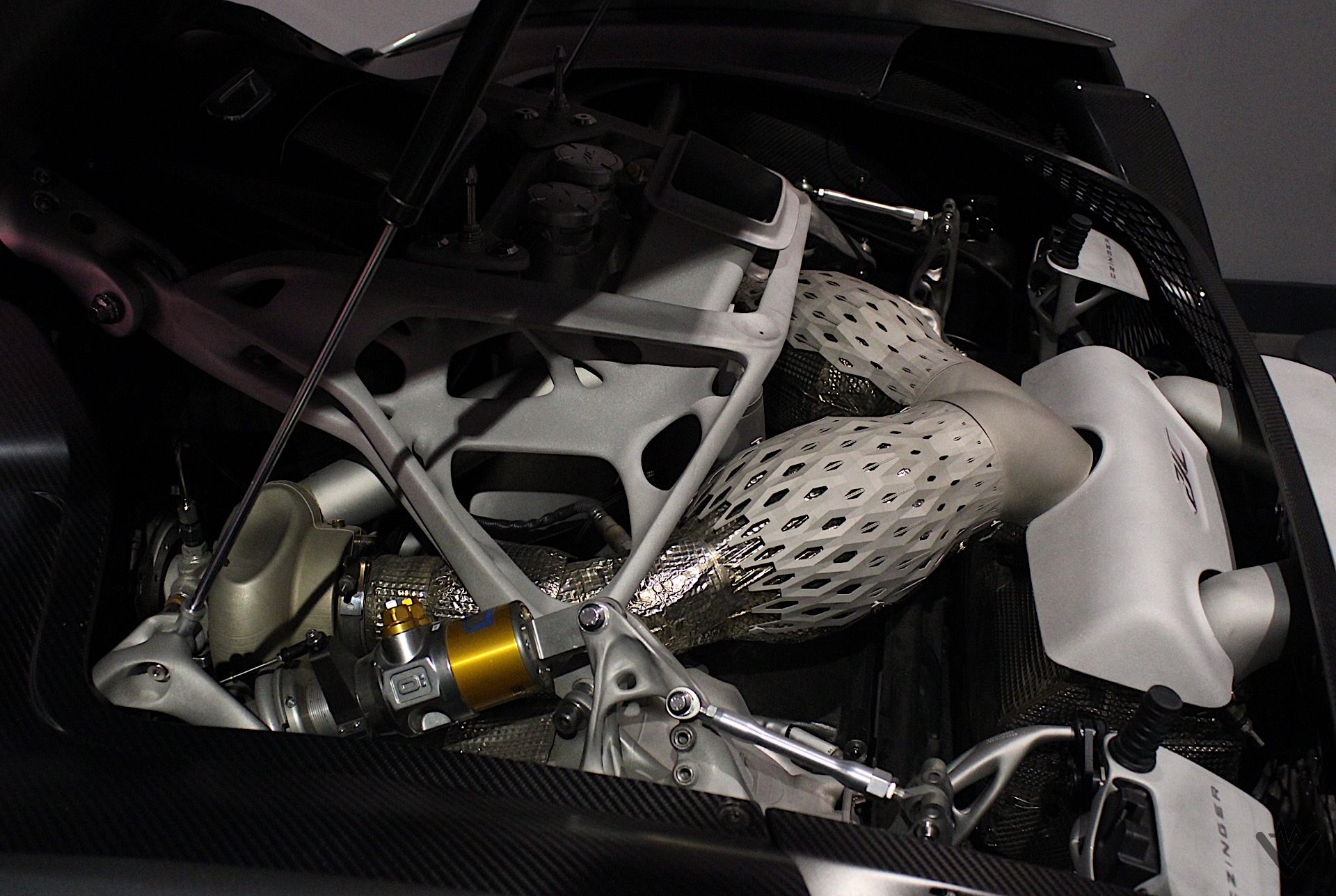 The Czinger 21C shows that you can make a hypercar via 3D printing - EV ...
