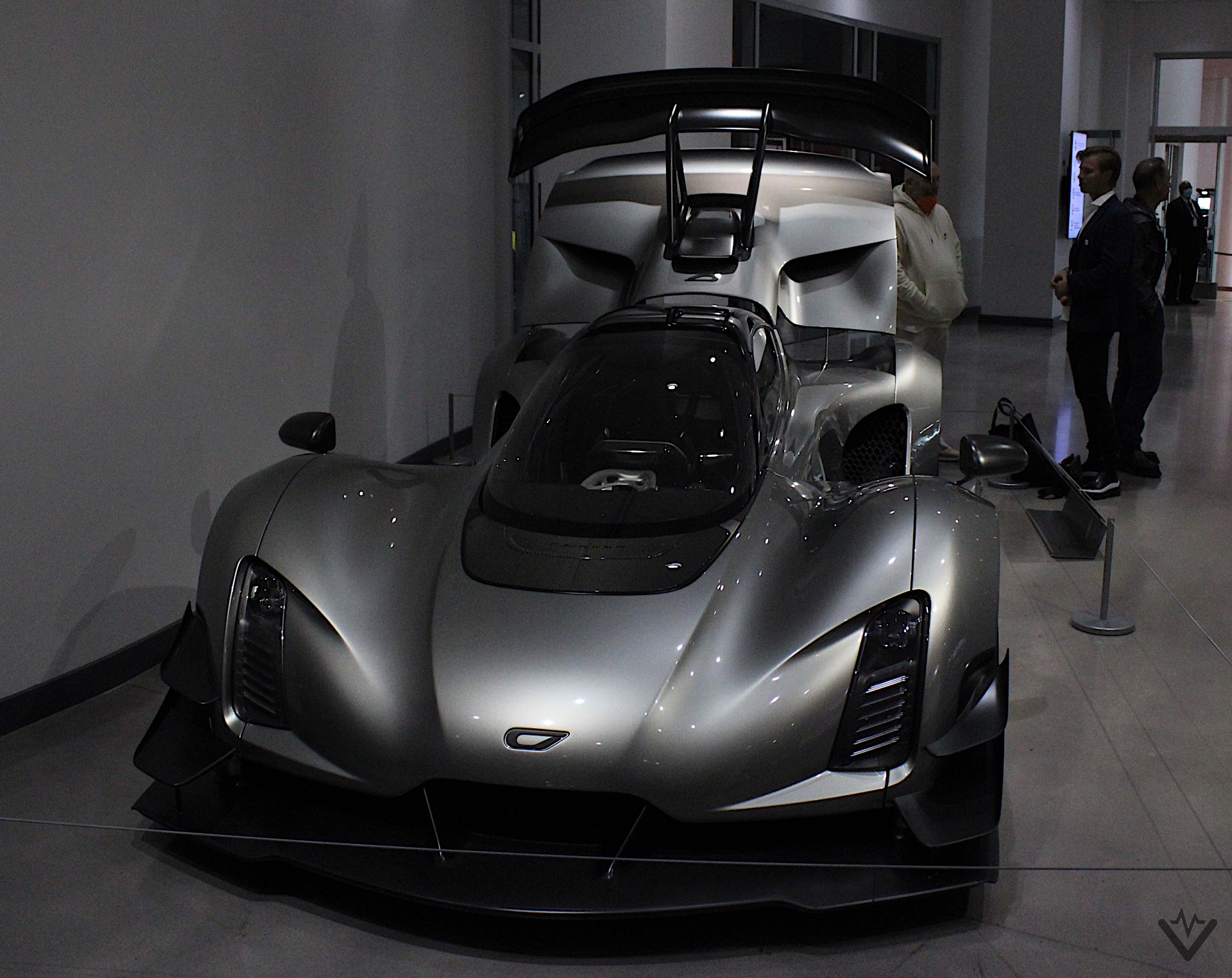 The Czinger 21C shows that you can make a hypercar via 3D printing - EV ...