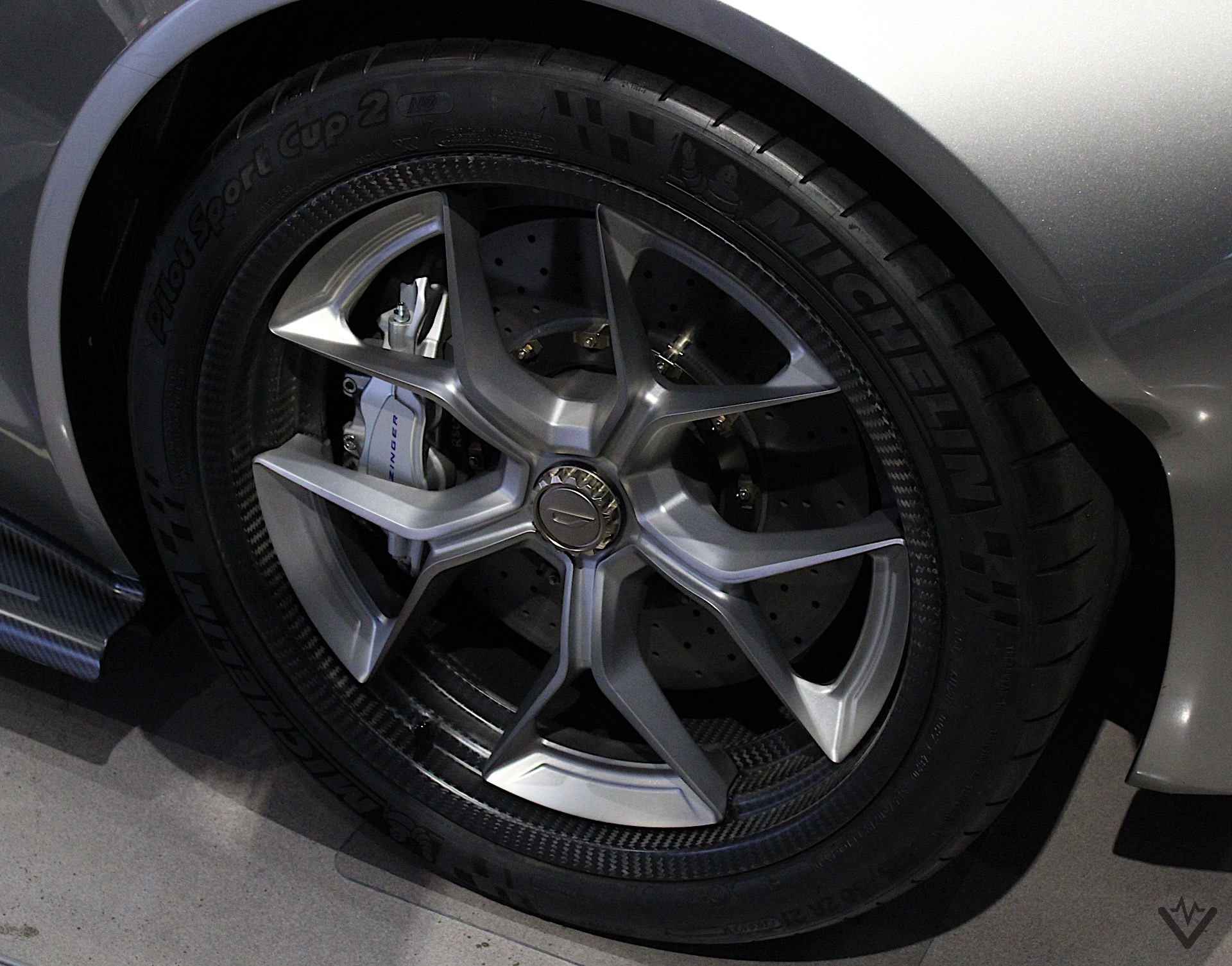 The Czinger 21C shows that you can make a hypercar via 3D printing - EV ...
