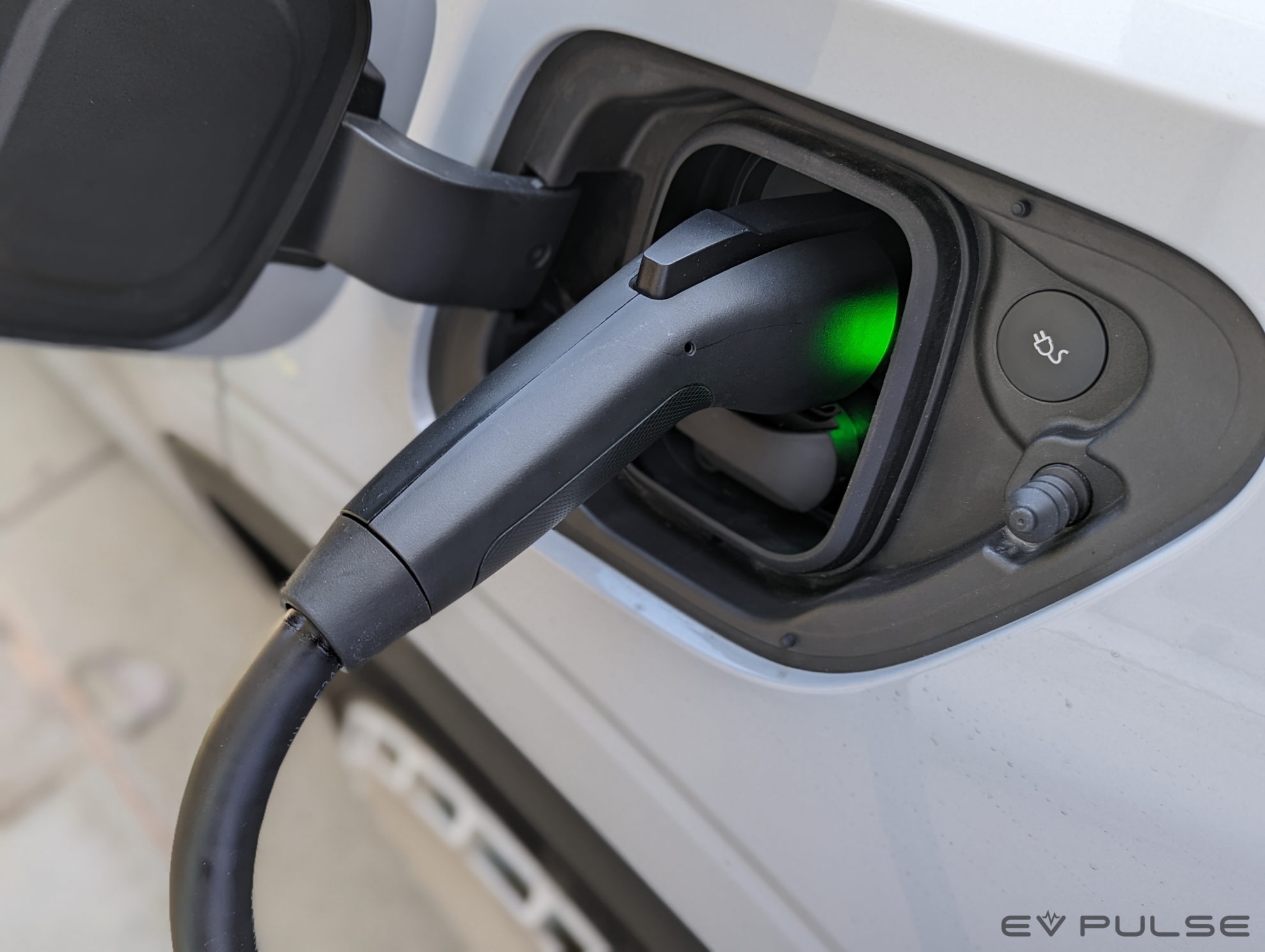 Electrify Home HomeStation EVSE hands-on review - EV Pulse